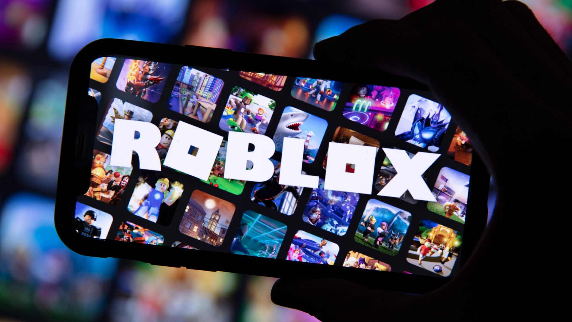 How to get robux and promo codes on Roblox in 2025: Complete guide for ...